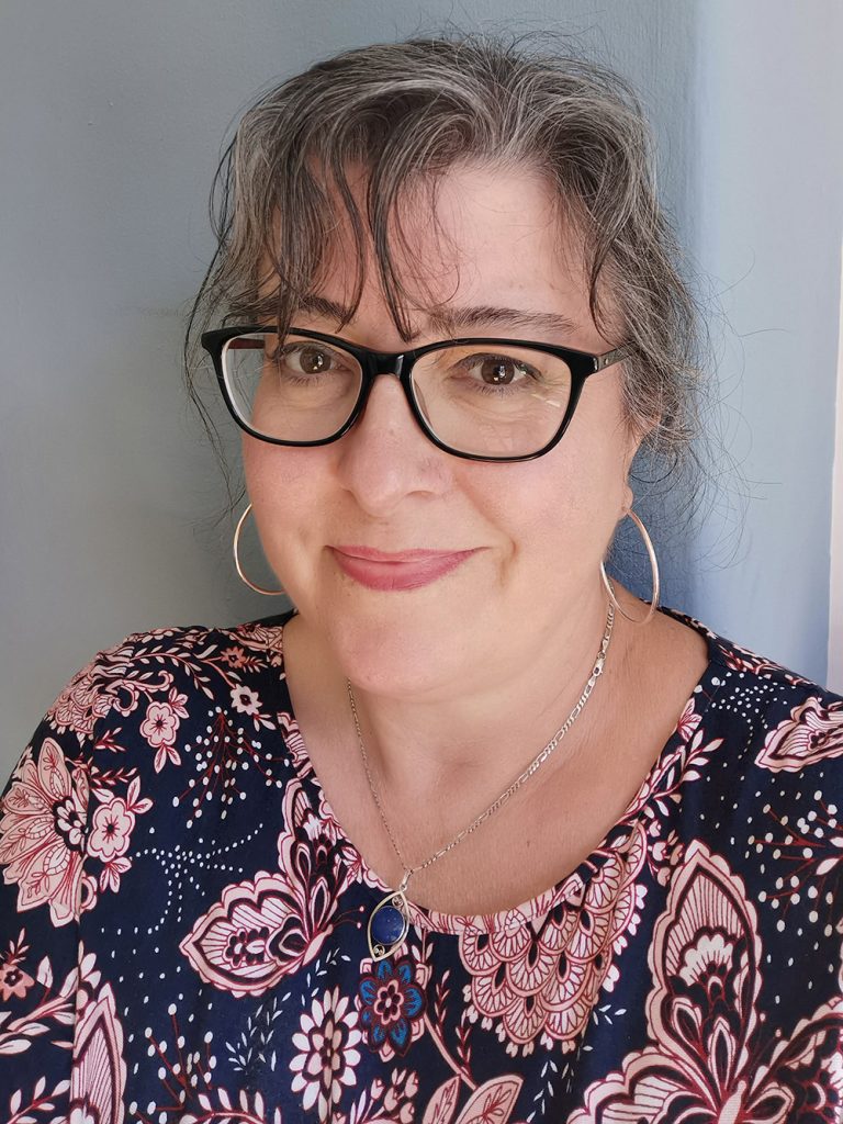 About – Lyn Thurman